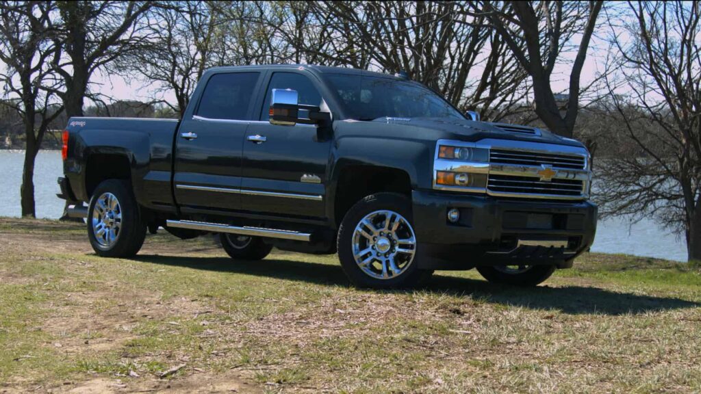 6.7 Powerstroke Showdown: High Output vs Regular Models - Motor Riderz